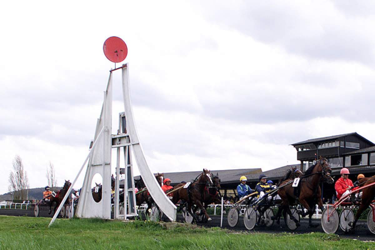 Interview pmu, mercredi, à Agen-Le Passage (R-3). Louis Lalande : JANGO ...