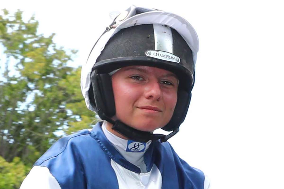 Sarah BOULET - La fiche du Jockey - CANALTURF