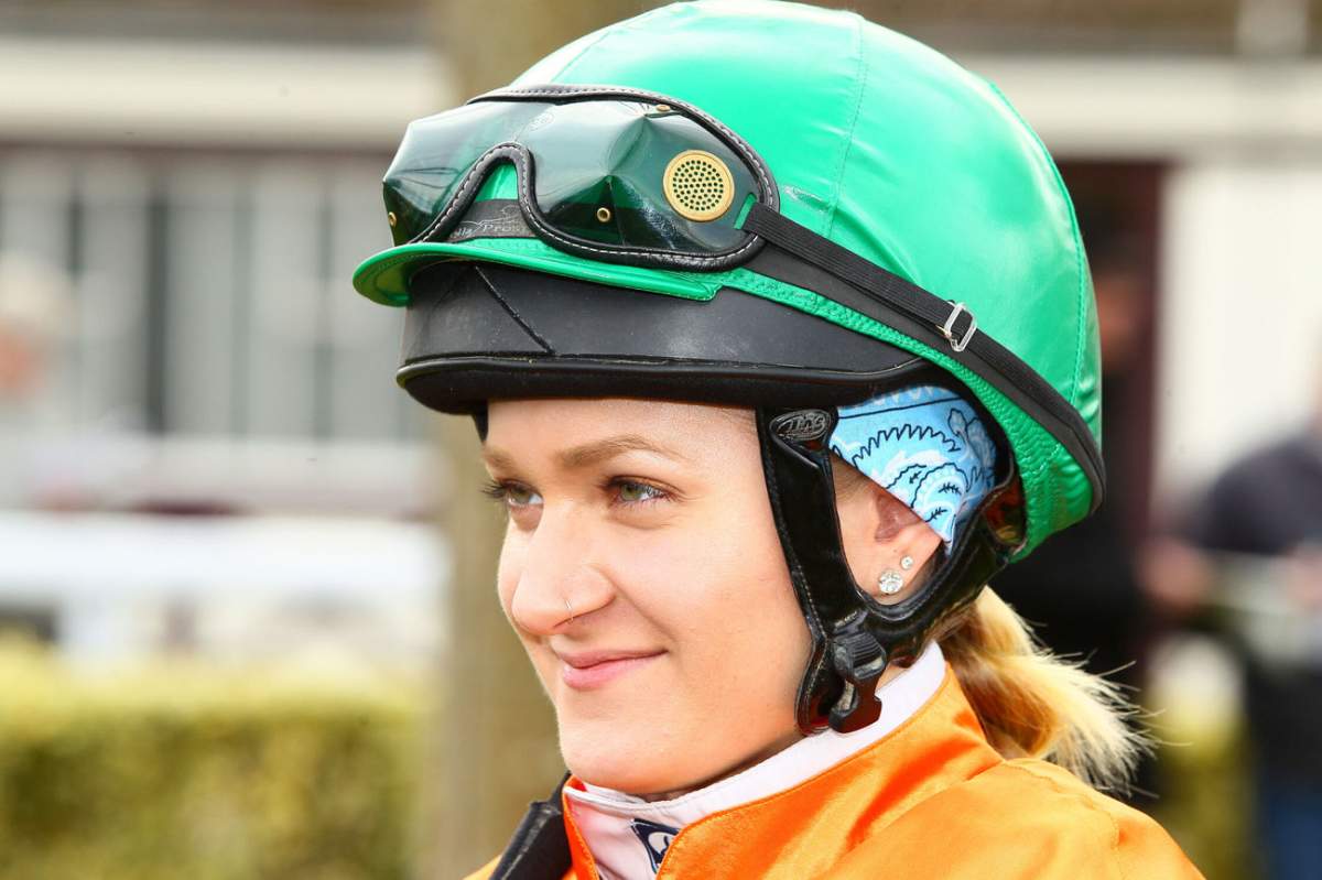 Lilli-Marie ENGELS - La fiche du Jockey - CANALTURF
