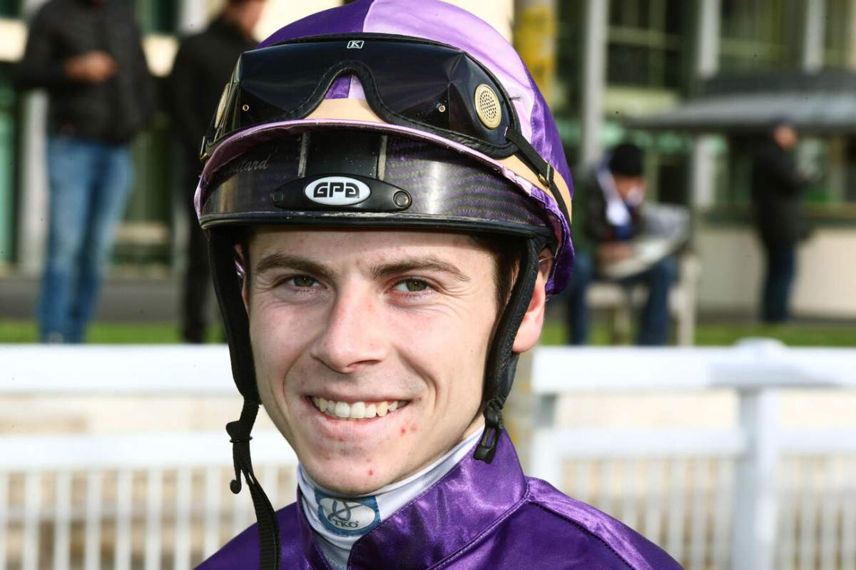 Jérome MOUTARD - La fiche du Jockey - CANALTURF